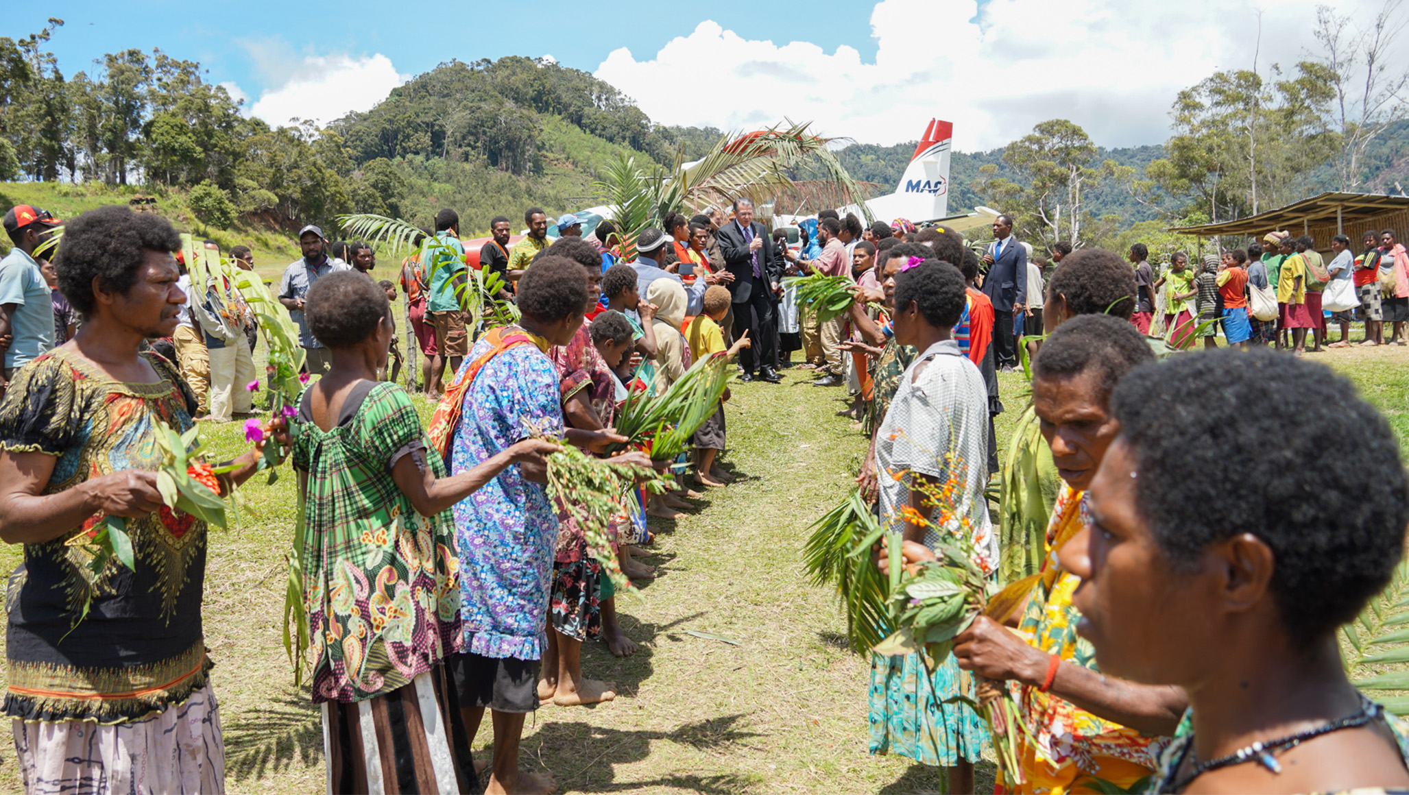 Church community celebrates with new pastors | Papua New Guinea